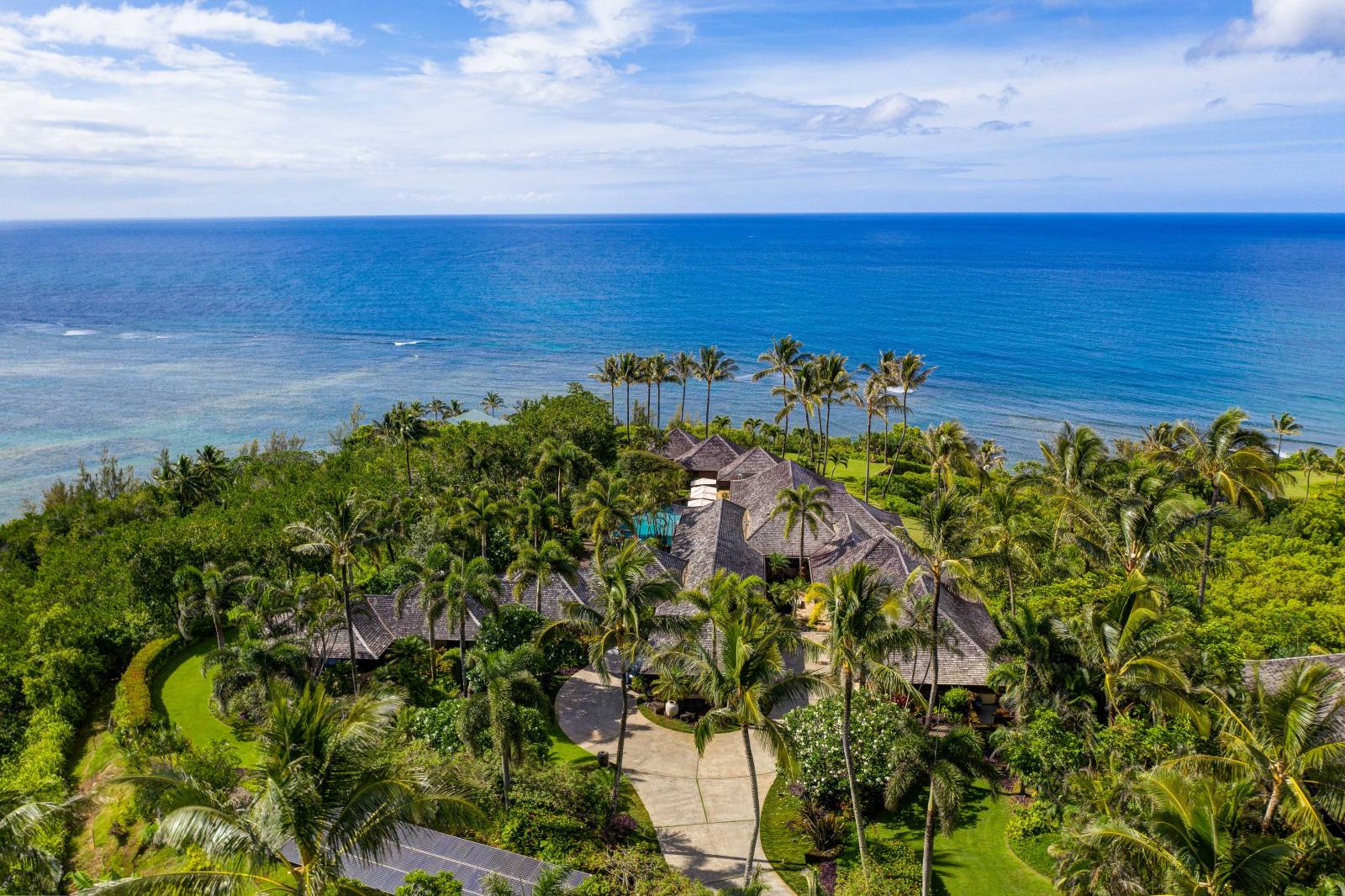 Sunrise to Sunset | An Architectural Estate Atop a Coastal Bluff ...