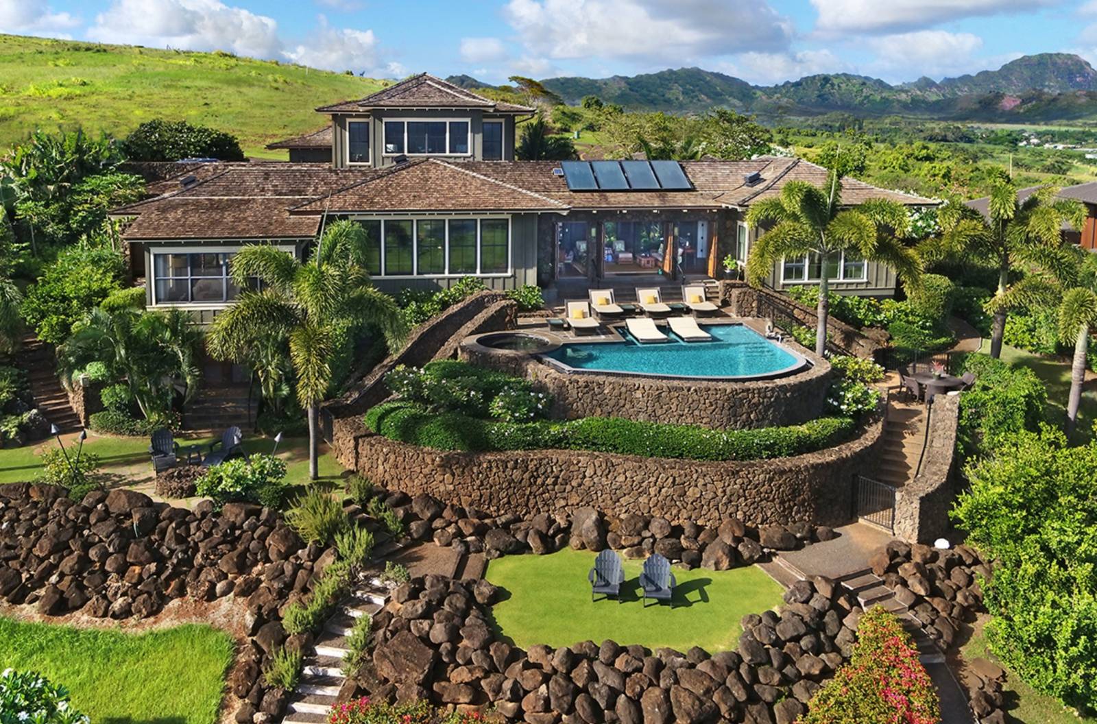 At Home on Kukui'ula - Fine Craftsmanship Melds with Endless Ocean ...