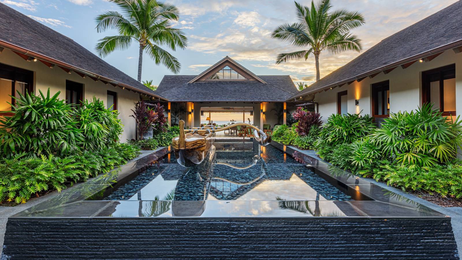 Featured on MSN: Flawless Luxury Living is Found at Kohanaiki - Hawaii ...