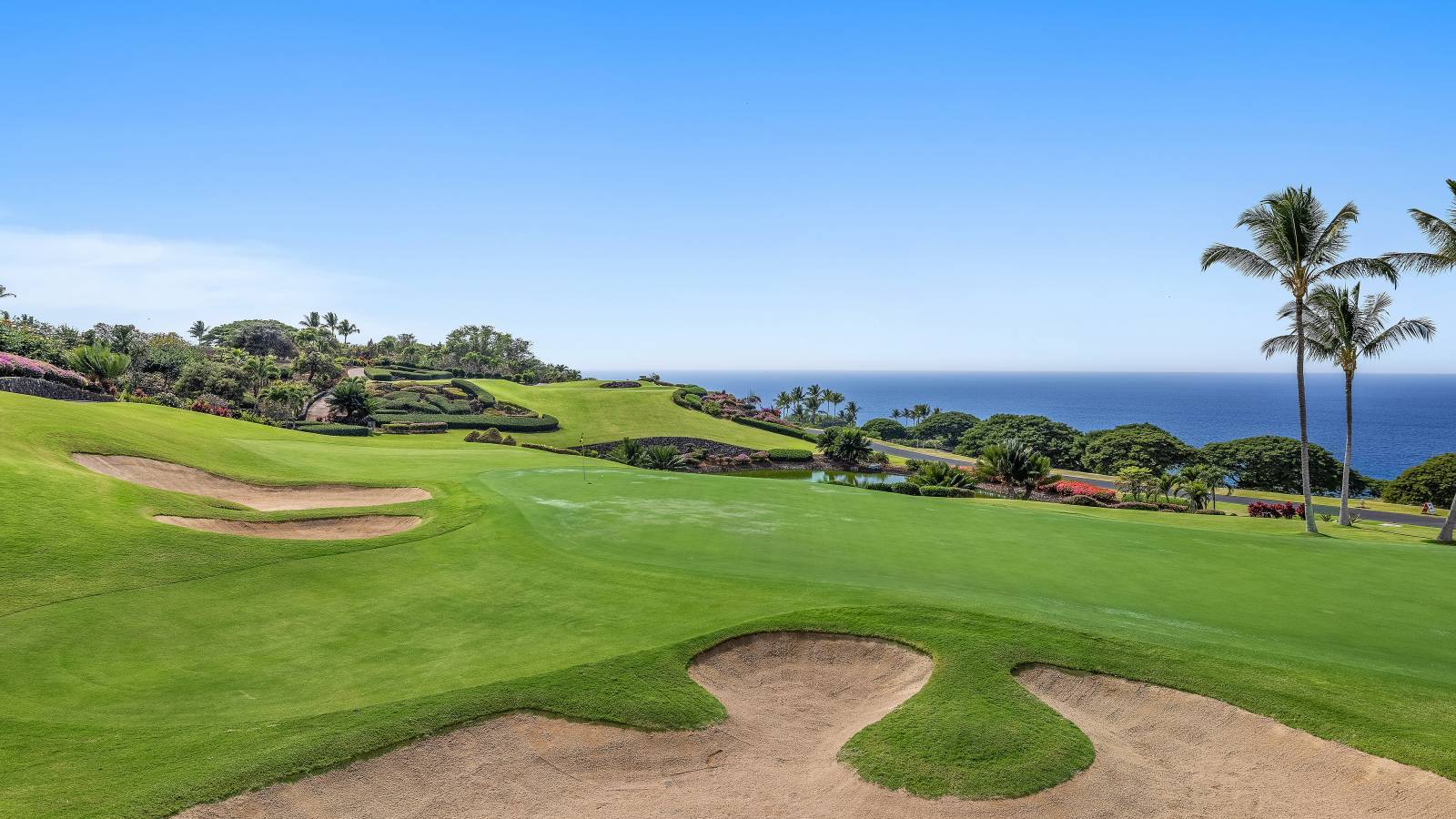 Hokuli'a Featured in Vol. 32 #6 of Homes and Land of Hawaii The Big ...