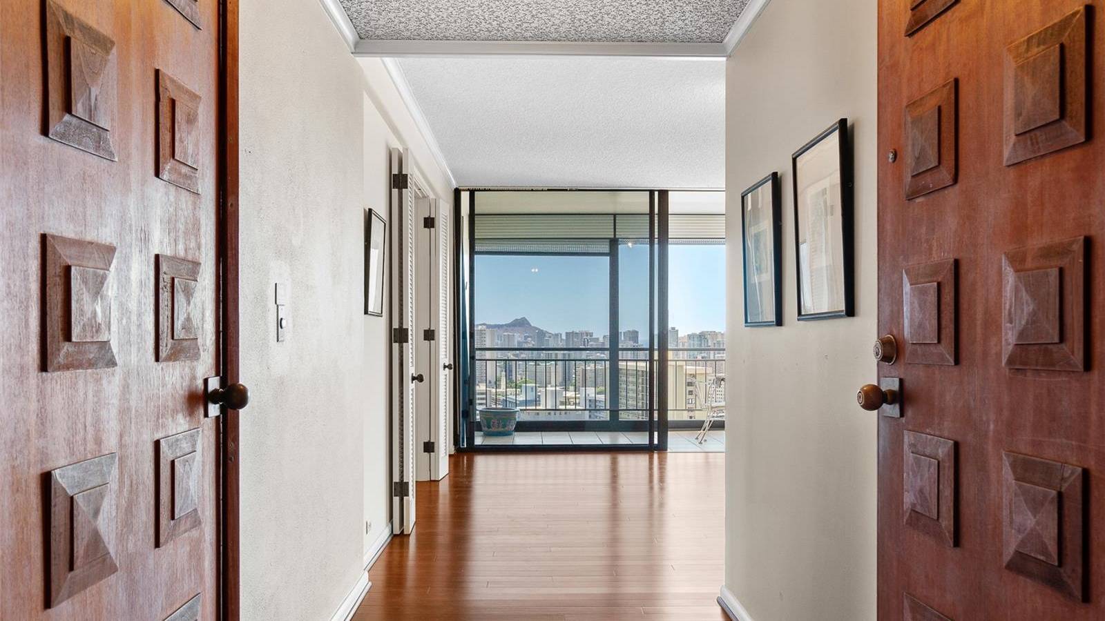 1010 Wilder: Views from (Almost) Every Room - Hawaii Real Estate Market ...