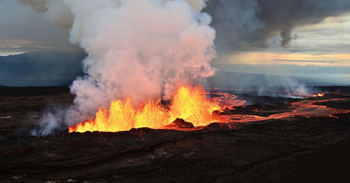 Volcanoes Make the Most Beautiful Sunrises - Hawaii Real Estate Market ...