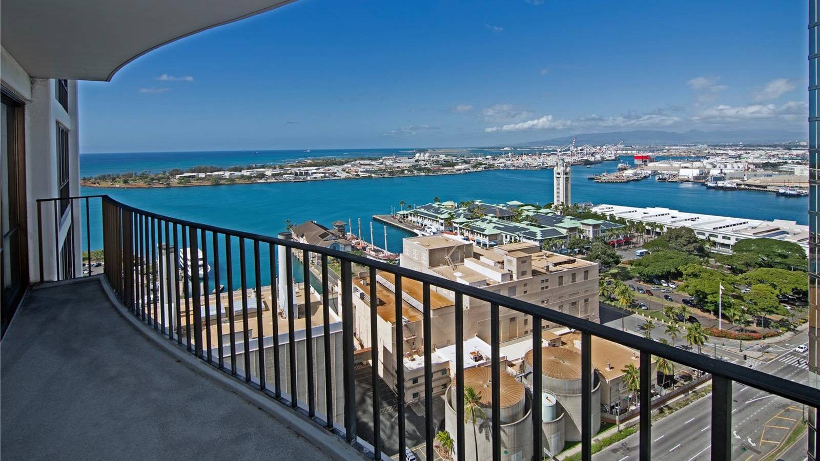 Harbor Square - Breathtaking Views and the Convenience of Living in ...