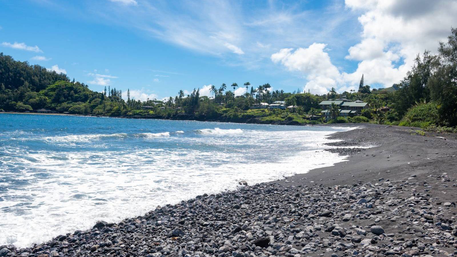 Now’s the Time for a Maui Vacation: Tips for Visiting Hāna - Hawaii ...