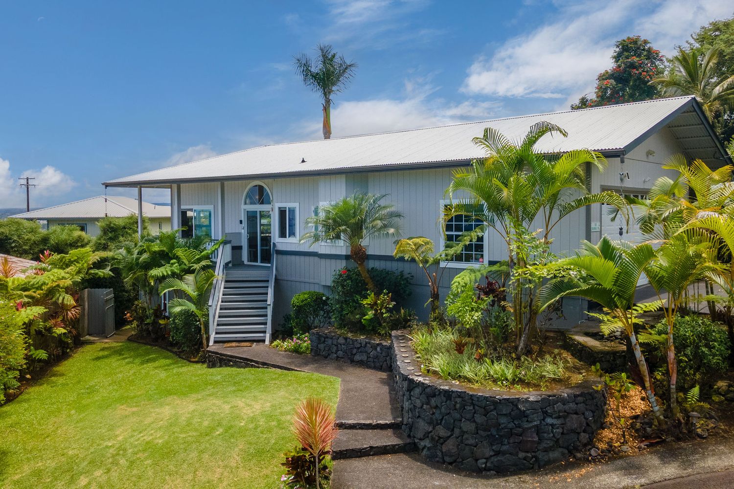 Exquisite Home with Ocean Views in Hilo - Hawaii Real Estate Market ...