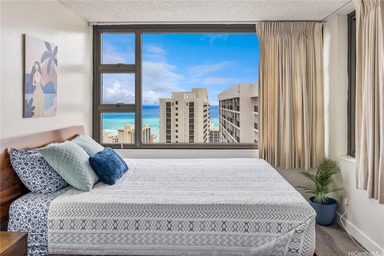 Oahu Condo With Stunning Ocean Views - Hawaii Real Estate Market ...