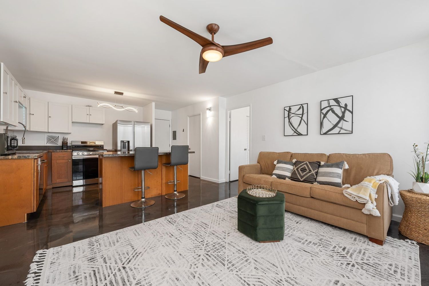 Vibrant and Completely Remodeled Puuone Terrace Unit - Hawaii Real ...