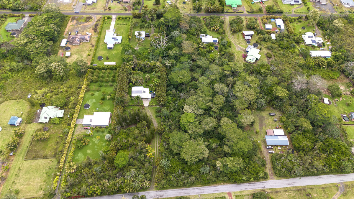 Extra Privacy in This Oversized 1.35 Acre Lot - Hawaii Real Estate ...