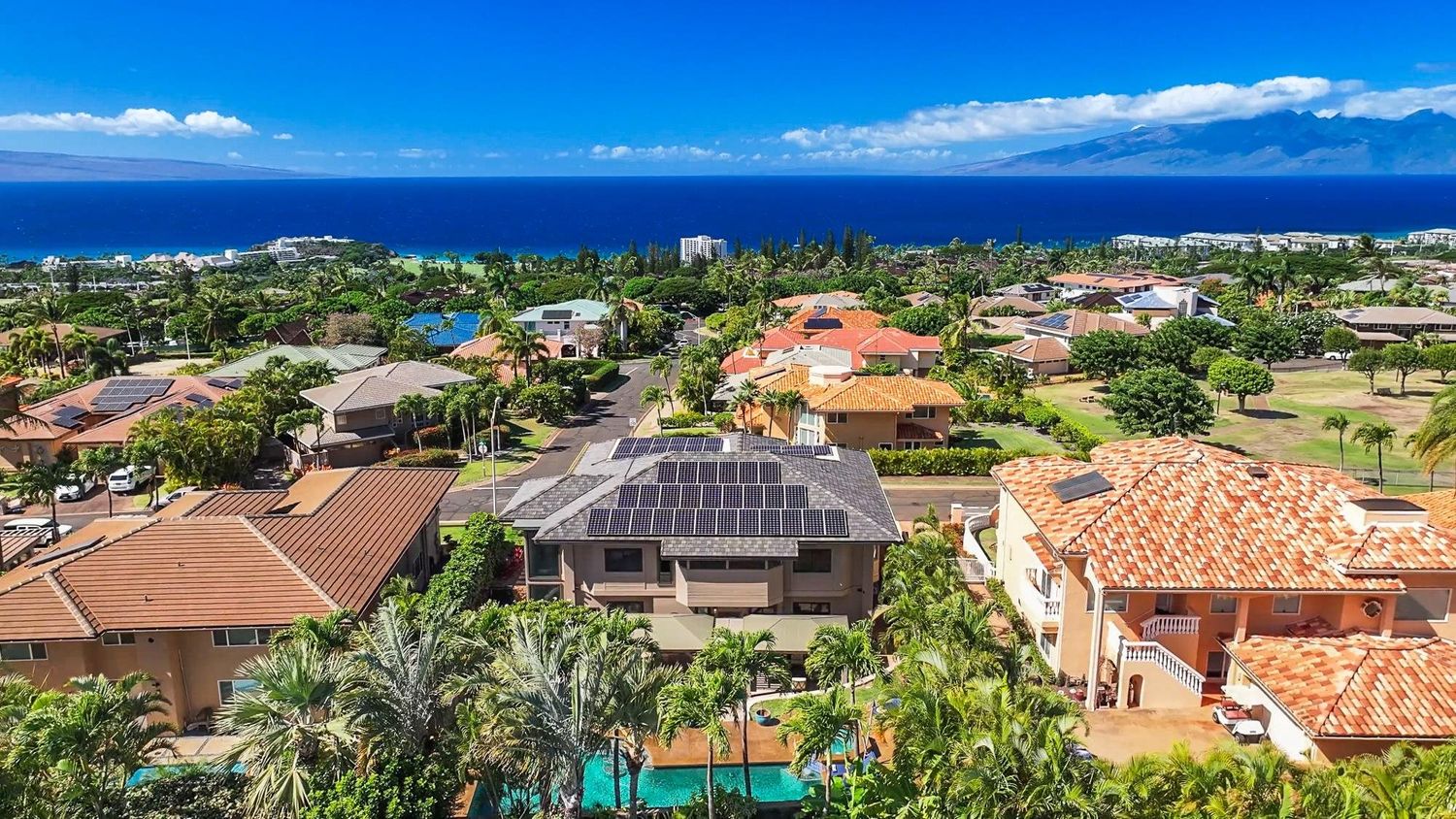 Luxurious Island Living With Panoramic Ocean Views - Hawaii Real Estate ...