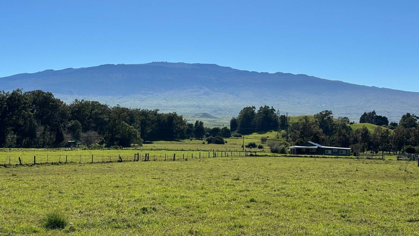 Fully Fenced 17.88 Acres Property With a Ranch House in Waimea - Hawaii ...