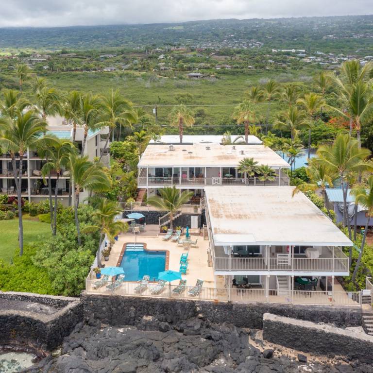 Recently Updated Kona Riviera Villa #207 - Hawaii Real Estate Market ...