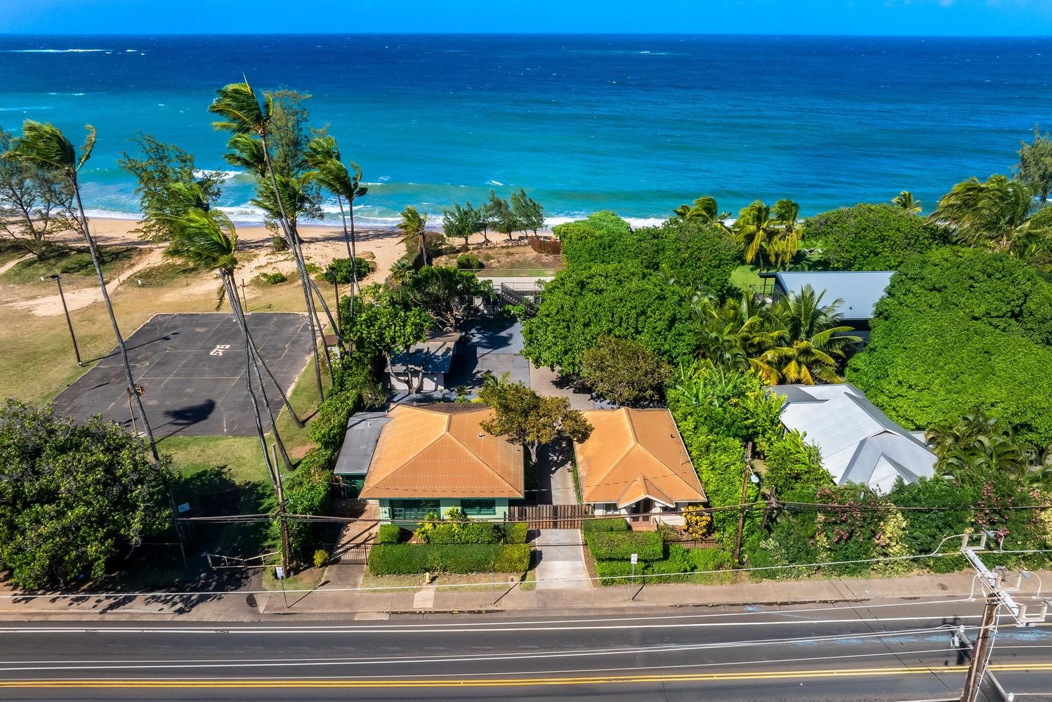 Meticulously Maintained Beachfront Property in Paia Maui - Hawaii Real ...