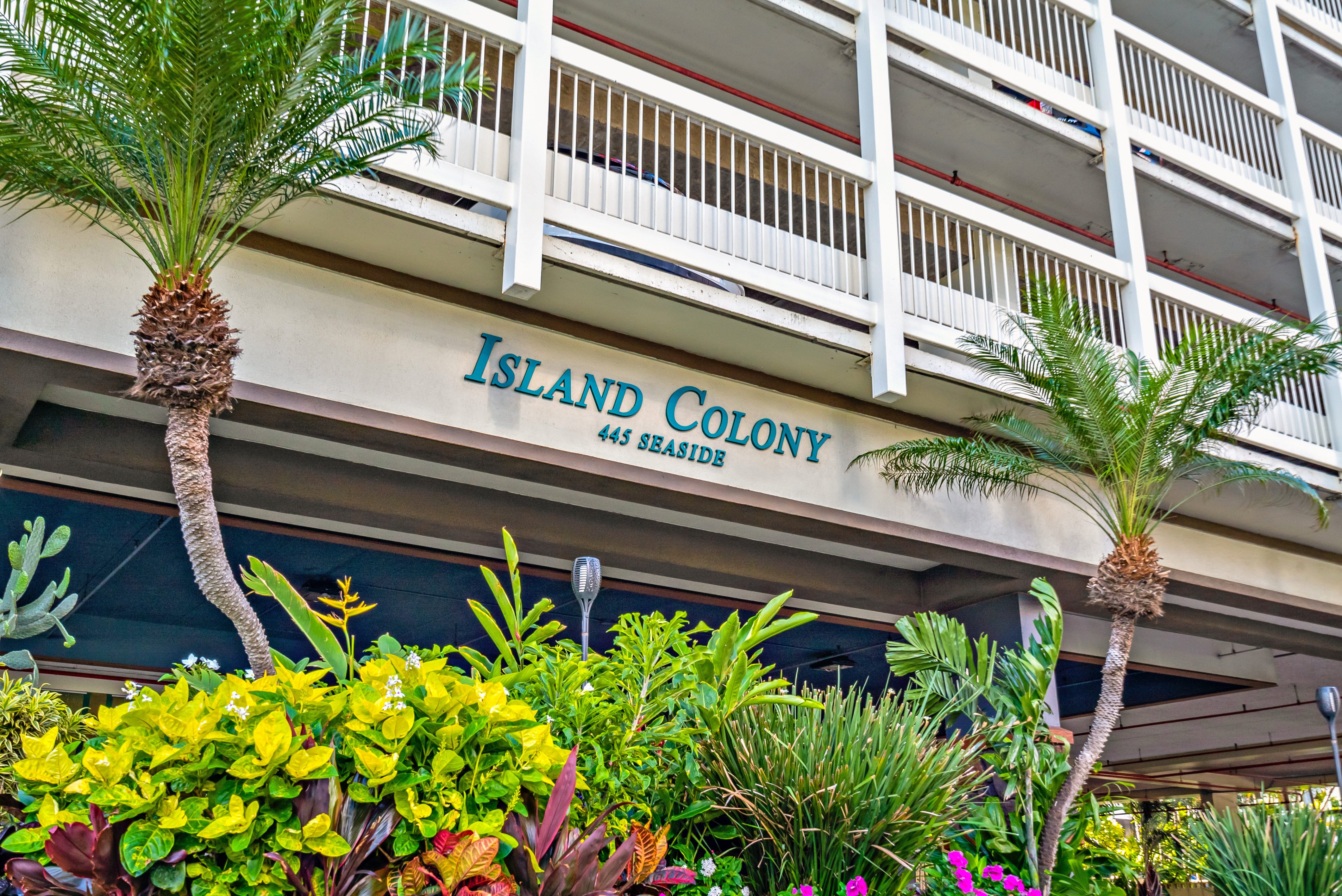 Waikiki's Island Colony: Perfect for Location, Convenience and Safety ...