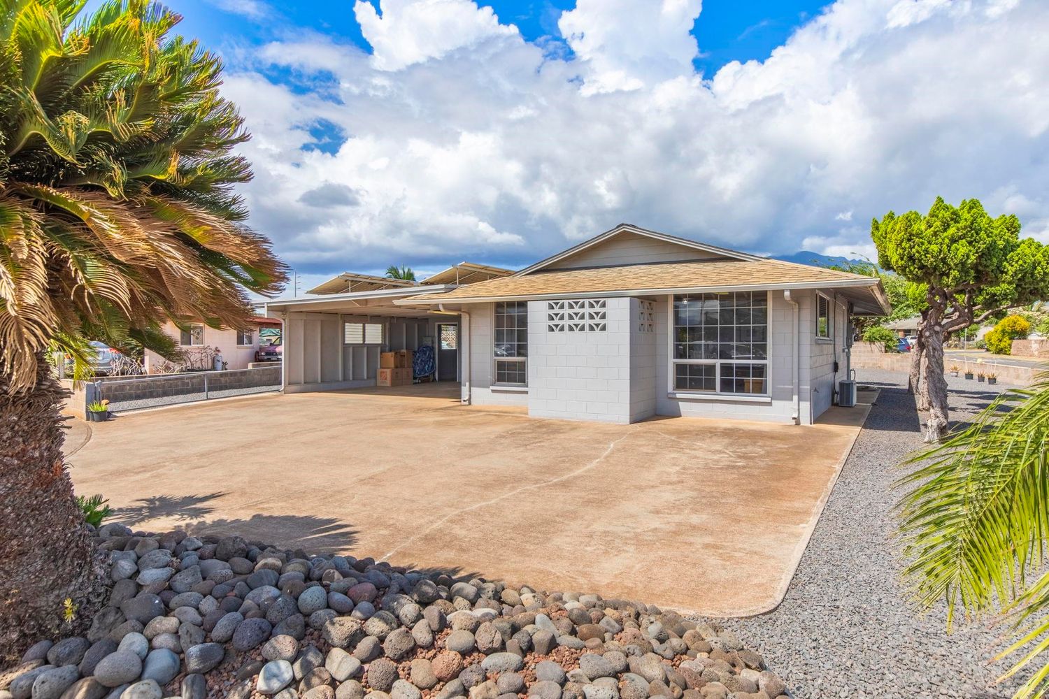 Zoned for Potential: Main Home + Room for Two Cottages - Hawaii Real ...