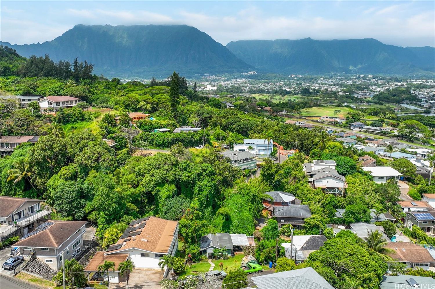 Country Cottage Minutes From Kaneohe Town - Hawaii Real Estate Market ...