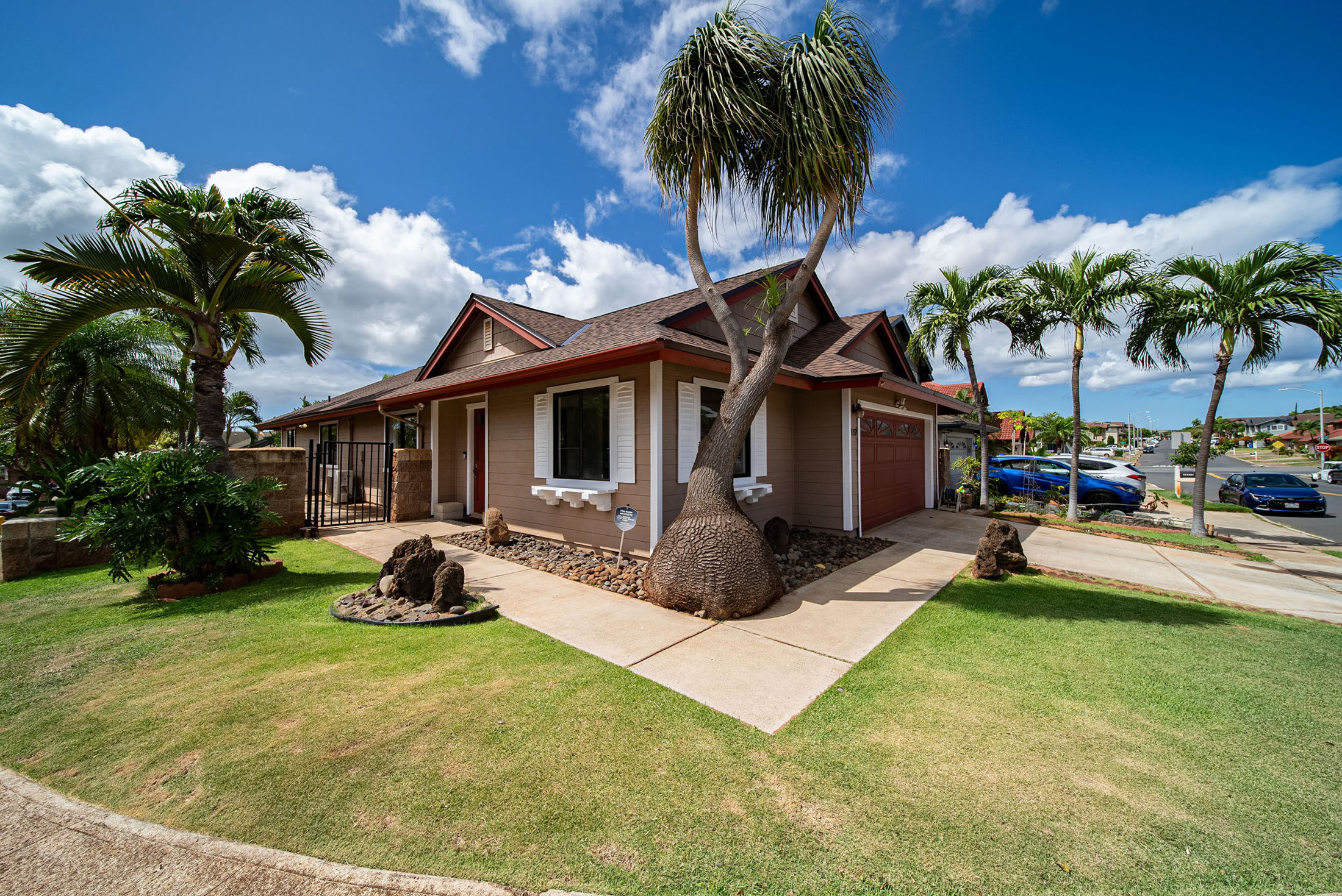 Single-Level Home With a Brand New Roof in Kapolei - Hawaii Real Estate ...