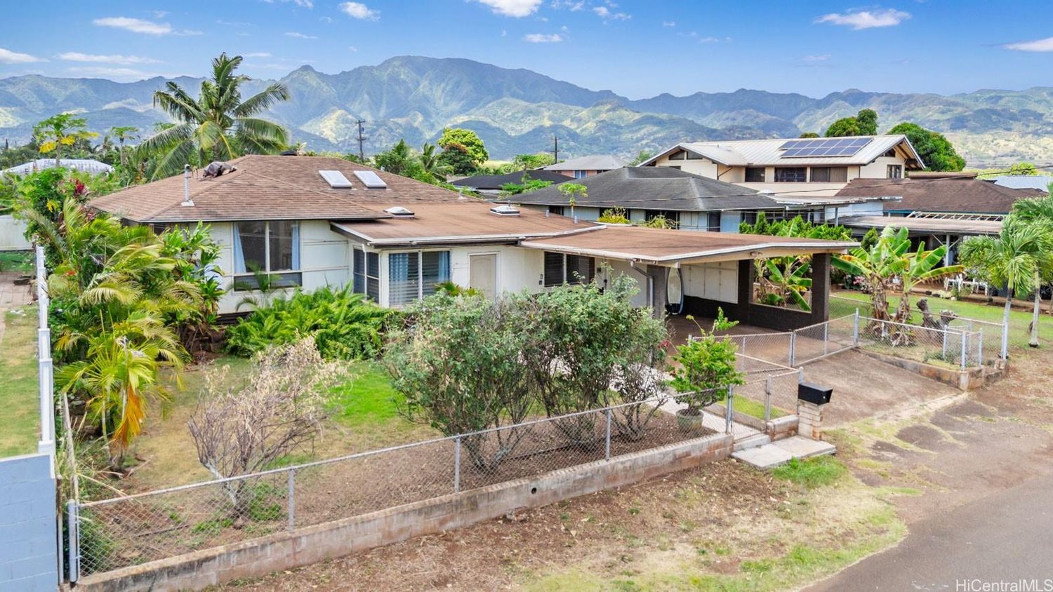 Waialua Gem – Upgraded Plantation-Style Home Near the Beach - Hawaii ...
