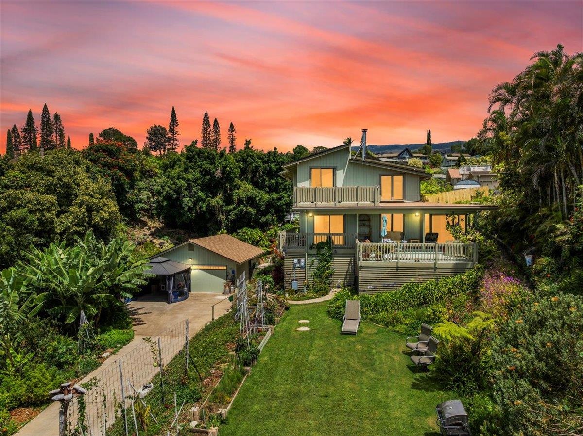 Serene Living at This Beautifully Maintained Kula Kai Home - Hawaii ...