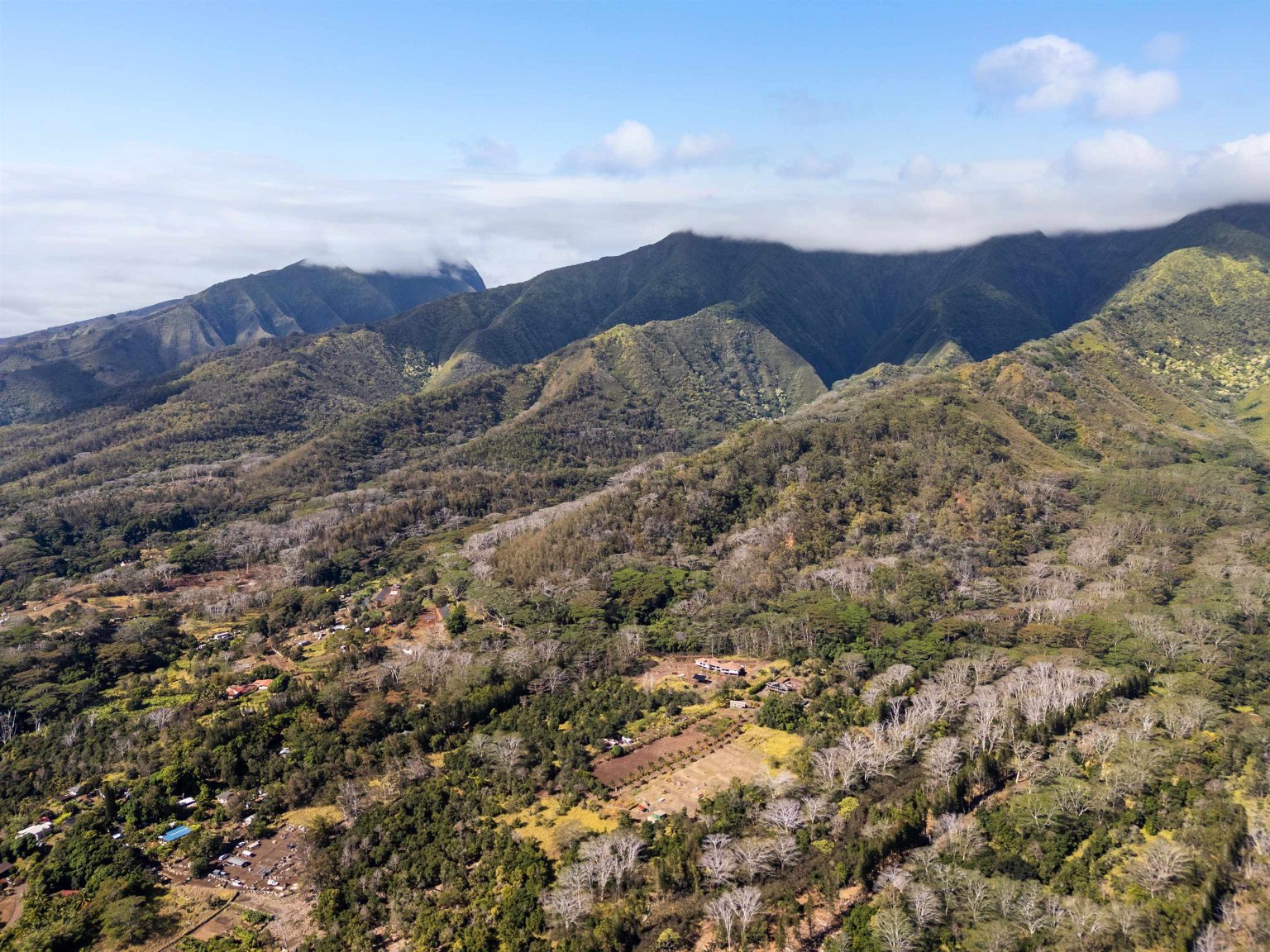 34-Acre Parcel with Ocean and Mountain Views on Maui - Hawaii Real ...