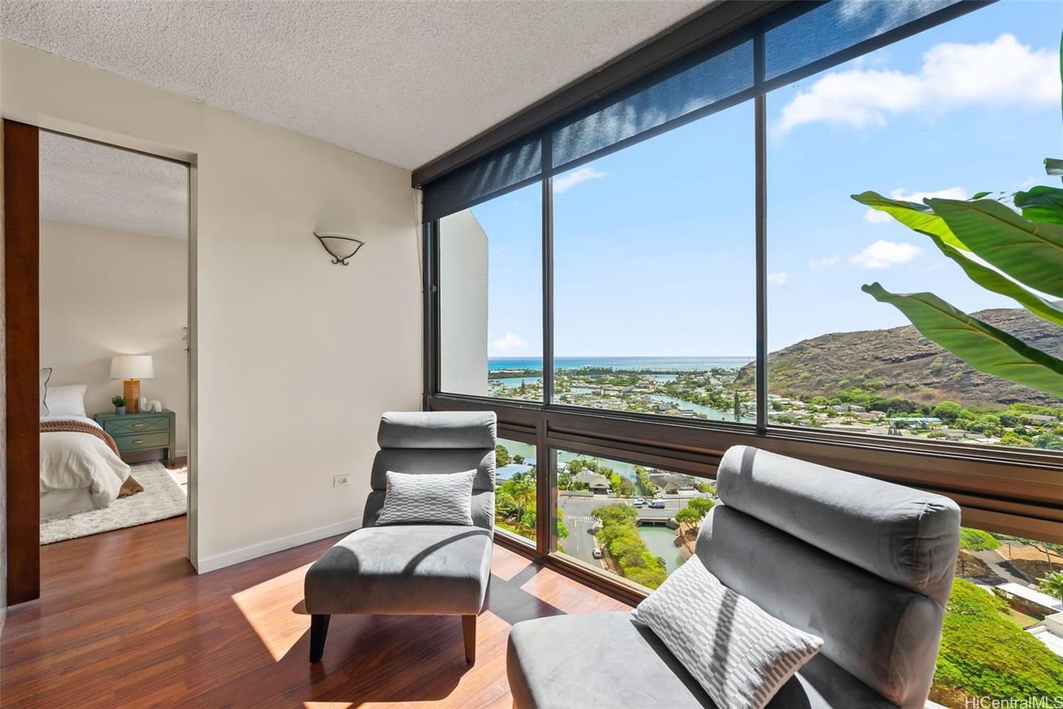 Resort Living at Mauna Luan in East Honolulu - Hawaii Real Estate ...