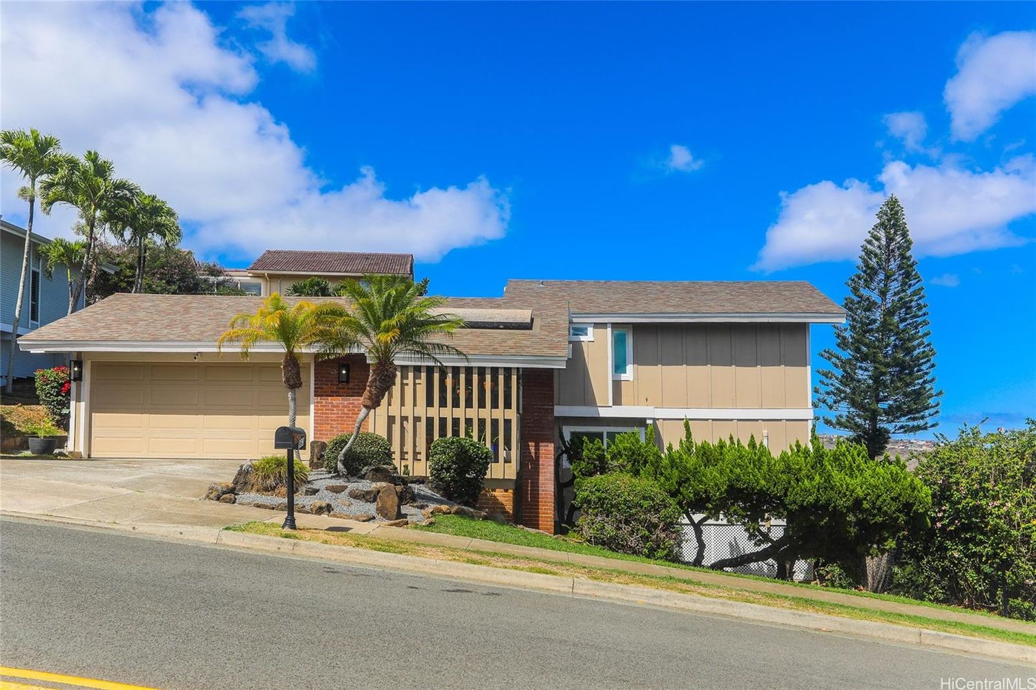 Mariner's Ridge Remodeled in 2021 - Hawaii Real Estate Market & Trends ...