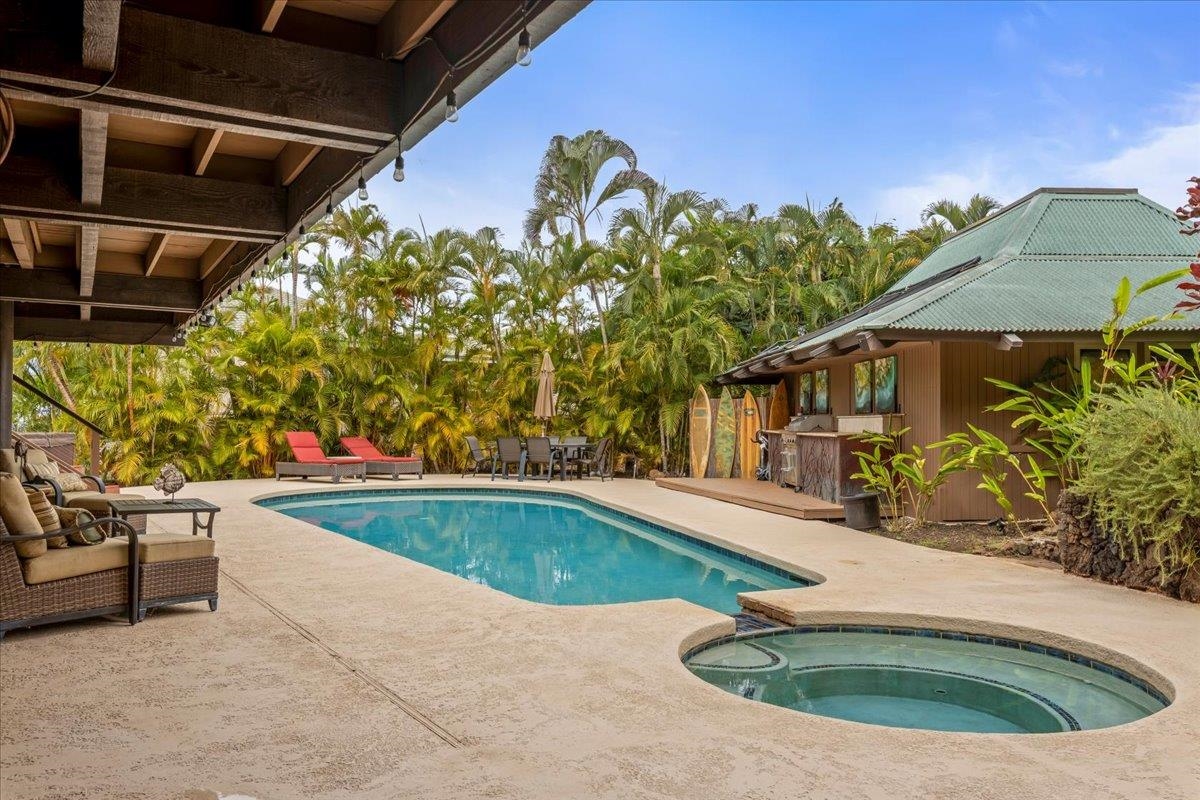 Ocean-View Retreat in Maui Meadows - Hawaii Real Estate Market & Trends ...