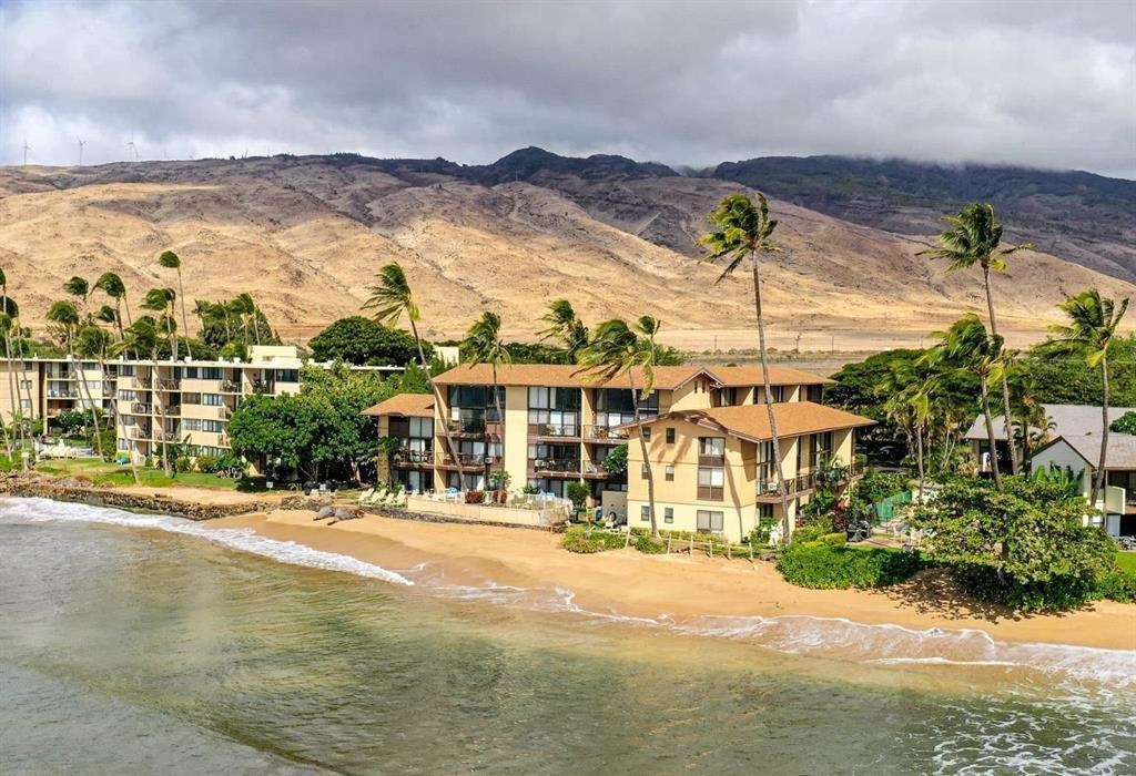 Furnished Hono Kai Condo with Tropical Views and Beachfront Setting ...
